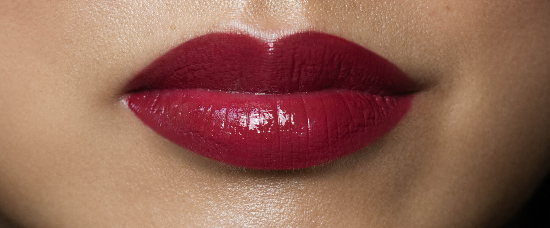 Natural Plumping and Hydrating Lipgloss | Sonela